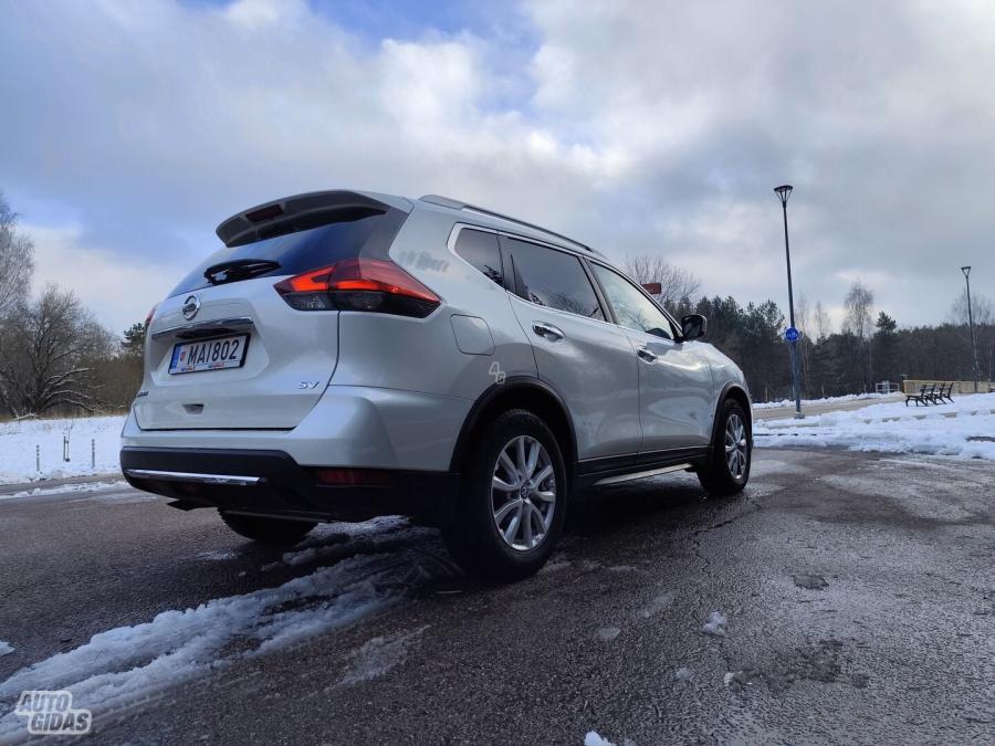 White Nissan X-Trail 2017 in Vilnius, with an engine capacity of 2.50 L and mileage of 119 thousand km for 8400 €, photo 8 on AUTOMOTO.COM.LV