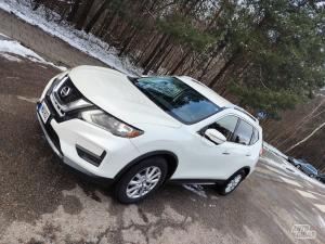 White Nissan X-Trail 2017 in Vilnius, with an engine capacity of 2.50 L and mileage of 119 thousand km for 8400 €, photo 12 on AUTOMOTO.COM.LV