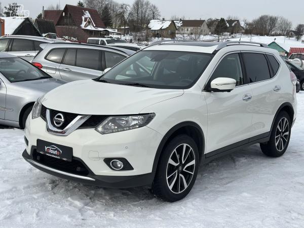 White Nissan X-Trail 2017 in Pabrade, with an engine capacity of 1.60 L and mileage of 260 thousand km for 9499 €, photo 1 on AUTOMOTO.COM.LV