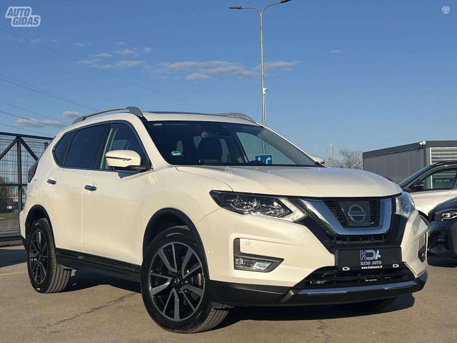 White Nissan X-Trail 2017 in Marijampole, with an engine capacity of 2.00 L and mileage of 107 thousand km for 15750 €, photo 1 on AUTOMOTO.COM.LV
