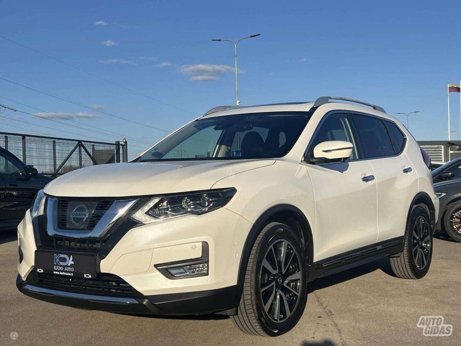 White Nissan X-Trail 2017 in Marijampole, with an engine capacity of 2.00 L and mileage of 107 thousand km for 15750 €, photo 7 on AUTOMOTO.COM.LV