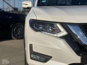 White Nissan X-Trail 2017 in Marijampole, with an engine capacity of 2.00 L and mileage of 107 thousand km for 15750 €, photo 8 on AUTOMOTO.COM.LV