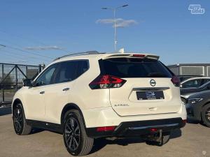 White Nissan X-Trail 2017 in Marijampole, with an engine capacity of 2.00 L and mileage of 107 thousand km for 15750 €, photo 10 on AUTOMOTO.COM.LV