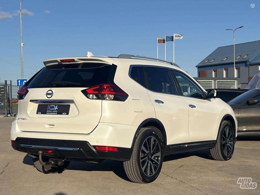 White Nissan X-Trail 2017 in Marijampole, with an engine capacity of 2.00 L and mileage of 107 thousand km for 15750 €, photo 11 on AUTOMOTO.COM.LV