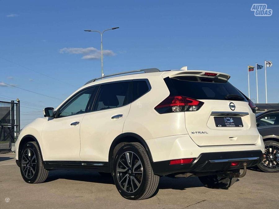 White Nissan X-Trail 2017 in Marijampole, with an engine capacity of 2.00 L and mileage of 107 thousand km for 15750 €, photo 12 on AUTOMOTO.COM.LV