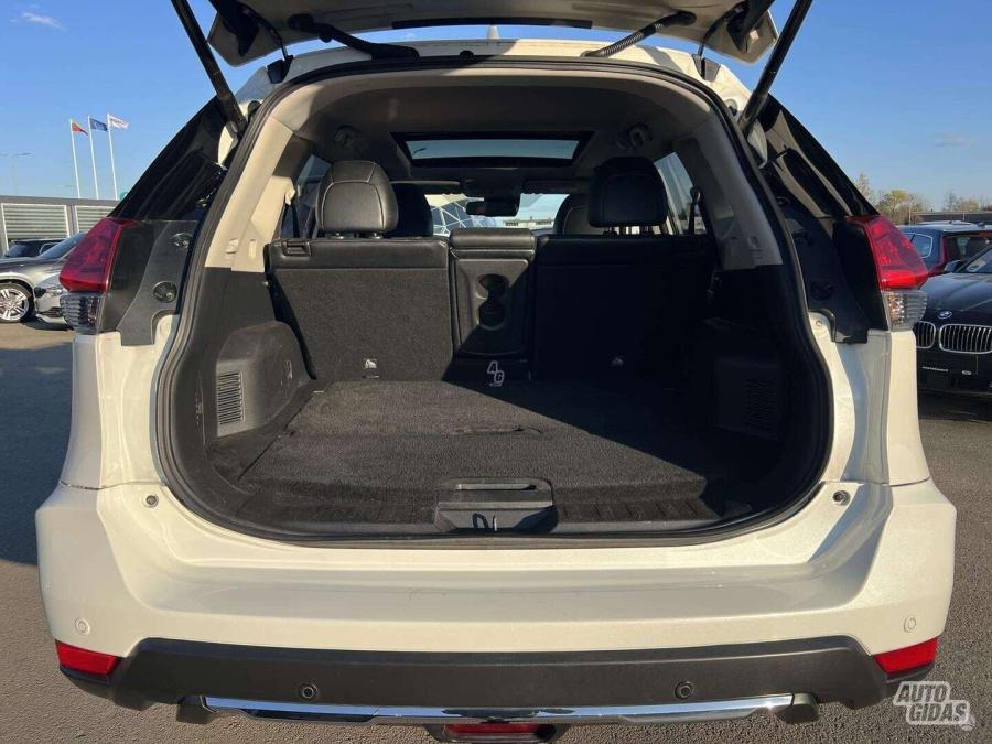 White Nissan X-Trail 2017 in Marijampole, with an engine capacity of 2.00 L and mileage of 107 thousand km for 15750 €, photo 28 on AUTOMOTO.COM.LV