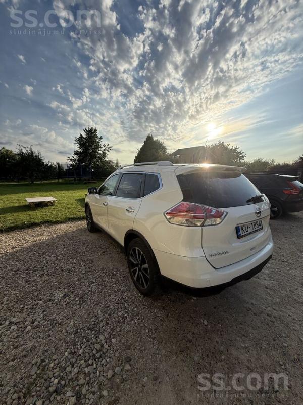 Balts Nissan X-Trail 2017 Tukums, ar dzinēja tilpumu 1.60 L un nobraukumu 257 tūkst. km par 8100 €, foto 4 vietnē AUTOMOTO.COM.LV