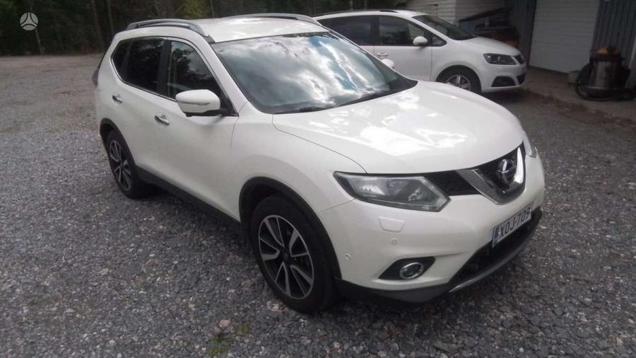 Белый Ниссан ИксТрейл 2017 в Мариямполе, объемом двигателя 2.00 л и пробегом 267 тыс. км за 5900 €, фото 3 на AUTOMOTO.COM.LV