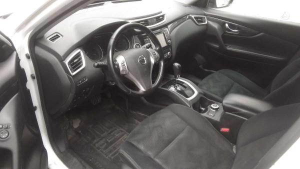 White Nissan X-Trail 2017 in Marijampole, with an engine capacity of 2.00 L and mileage of 267 thousand km for 5900 €, photo 5 on AUTOMOTO.COM.LV