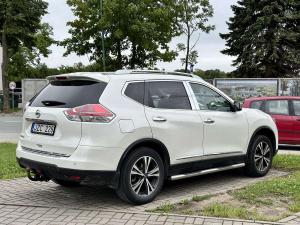 White Nissan X-Trail 2017 in Klaipeda, with an engine capacity of 1.60 L and mileage of 159 thousand km for 13800 €, photo 11 on AUTOMOTO.COM.LV
