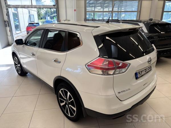 Balts Nissan X-Trail 2017 Rīga, ar dzinēja tilpumu 1.60 L un nobraukumu 169 tūkst. km par 9300 €, foto 3 vietnē AUTOMOTO.COM.LV
