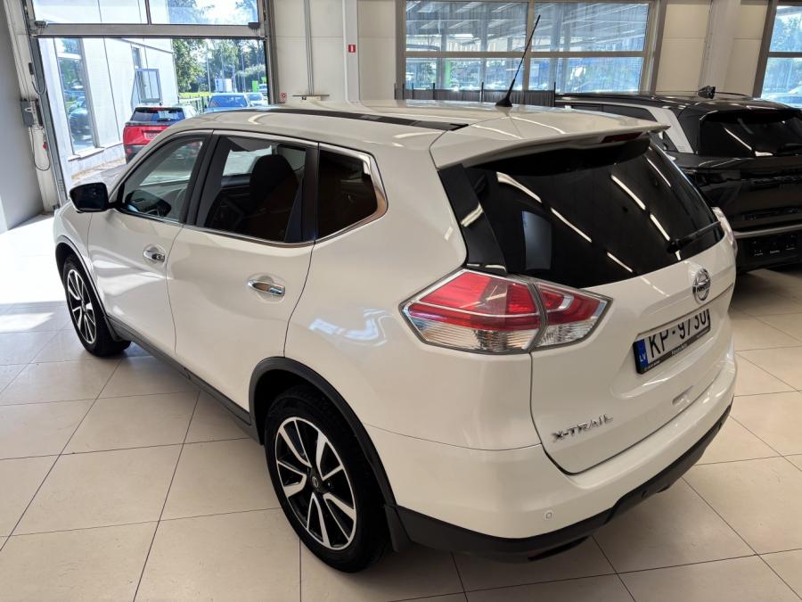 Balts Nissan X-Trail 2017 Rīga, ar dzinēja tilpumu 1.60 L un nobraukumu 169 tūkst. km par 9300 €, foto 3 vietnē AUTOMOTO.COM.LV
