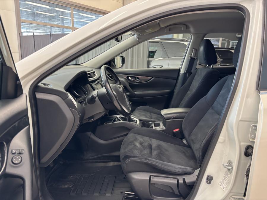 Balts Nissan X-Trail 2017 Rīga, ar dzinēja tilpumu 1.60 L un nobraukumu 169 tūkst. km par 9300 €, foto 8 vietnē AUTOMOTO.COM.LV