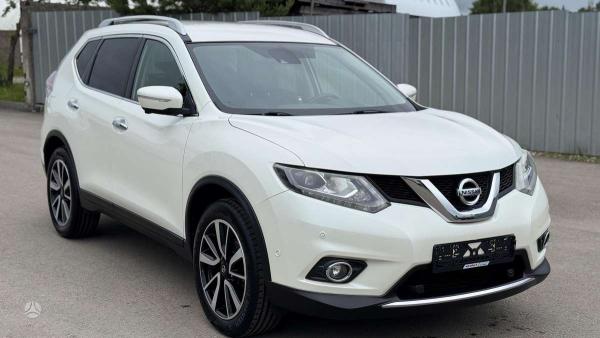 Balts Nissan X-Trail 2017 Telšiai, ar dzinēja tilpumu 1.60 L un nobraukumu 158 tūkst. km par 9200 €, foto 1 vietnē AUTOMOTO.COM.LV