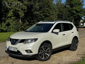 Balts Nissan X-Trail 2017 Rīga, ar dzinēja tilpumu 1.60 L un nobraukumu 241 tūkst. km par 10000 €, foto 3 vietnē AUTOMOTO.COM.LV