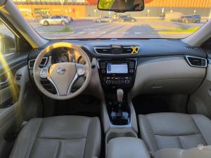 White Nissan X-Trail 2017 in Vilnius, with an engine capacity of 1.60 L and mileage of 141 thousand km for 11000 €, photo 12 on AUTOMOTO.COM.LV