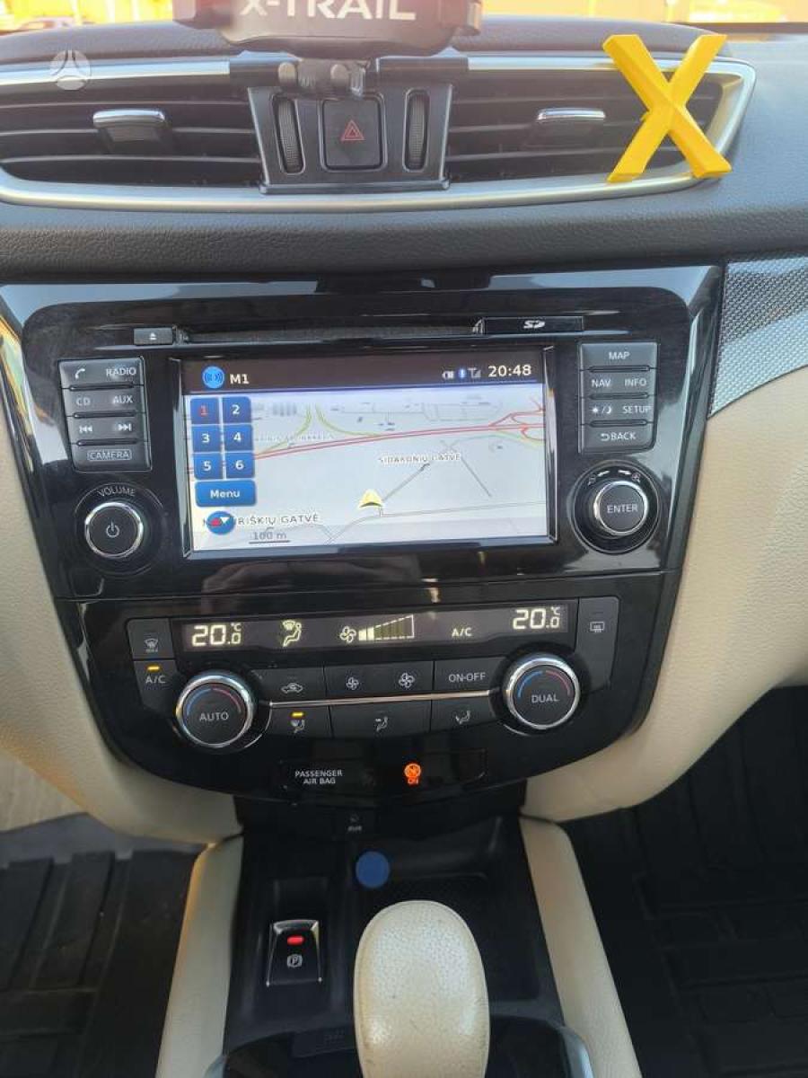 White Nissan X-Trail 2017 in Vilnius, with an engine capacity of 1.60 L and mileage of 141 thousand km for 11000 €, photo 14 on AUTOMOTO.COM.LV