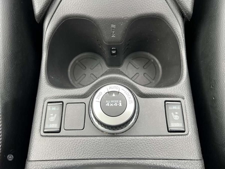Balts Nissan X-Trail 2017 Šauļi, ar dzinēja tilpumu 2.00 L un nobraukumu 210 tūkst. km par 12500 €, foto 46 vietnē AUTOMOTO.COM.LV