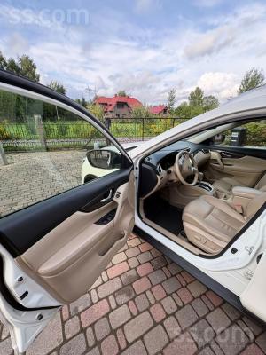 Balts Nissan X-Trail 2017 Rīga, ar dzinēja tilpumu 1.60 L un nobraukumu 144 tūkst. km par 13700 €, foto 5 vietnē AUTOMOTO.COM.LV
