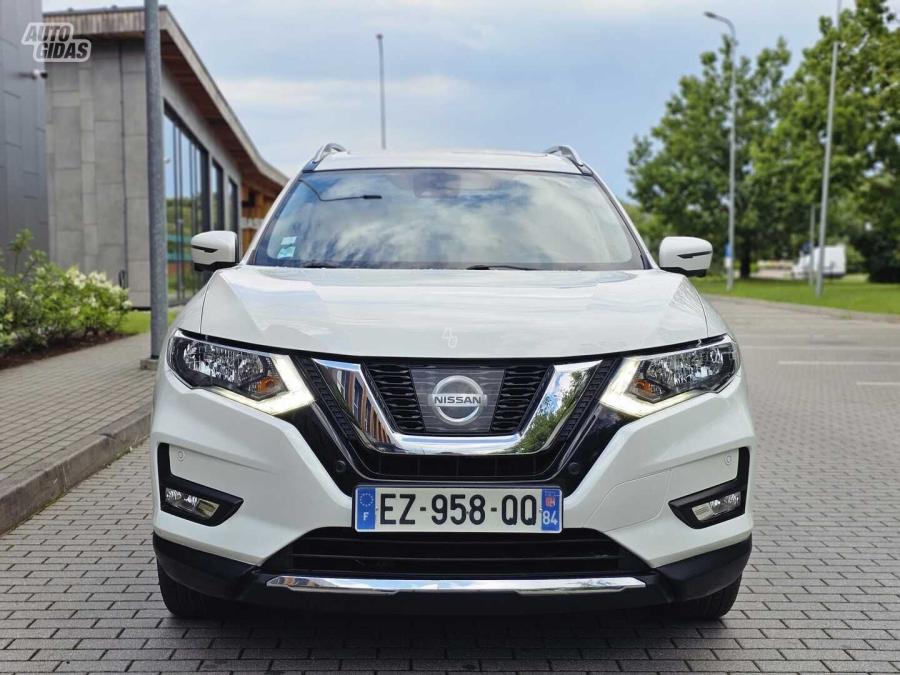 White Nissan X-Trail 2018 in Taurage, with an engine capacity of 1.60 L and mileage of 267 thousand km for 9900 €, photo 2 on AUTOMOTO.COM.LV