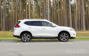 White Nissan X-Trail 2018 in Riga, with an engine capacity of 2.00 L and mileage of 116 thousand km for 16890 €, photo 9 on AUTOMOTO.COM.LV