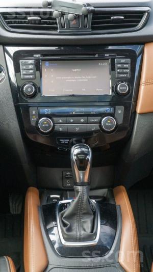 White Nissan X-Trail 2018 in Riga, with an engine capacity of 2.00 L and mileage of 116 thousand km for 16890 €, photo 13 on AUTOMOTO.COM.LV