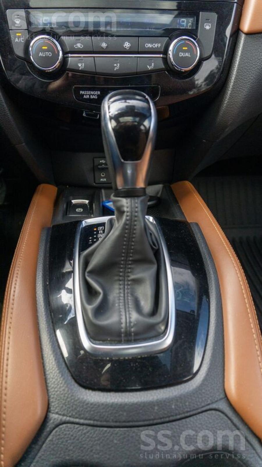 White Nissan X-Trail 2018 in Riga, with an engine capacity of 2.00 L and mileage of 116 thousand km for 16890 €, photo 17 on AUTOMOTO.COM.LV