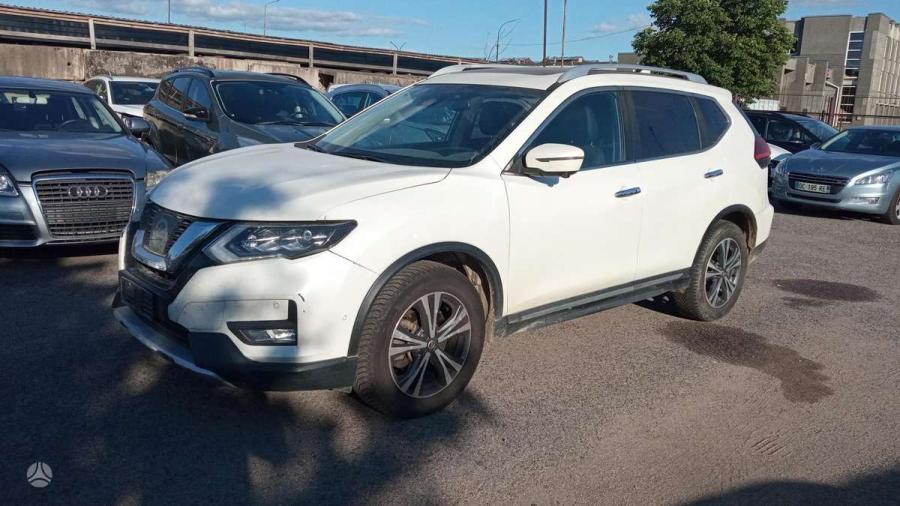 Balts Nissan X-Trail 2018 Panevēža, ar dzinēja tilpumu 2.00 L un nobraukumu 225 tūkst. km par 7999 €, foto 10 vietnē AUTOMOTO.COM.LV
