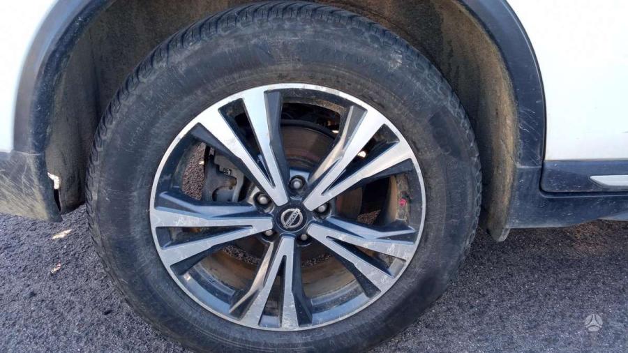 Balts Nissan X-Trail 2018 Panevēža, ar dzinēja tilpumu 2.00 L un nobraukumu 225 tūkst. km par 7999 €, foto 33 vietnē AUTOMOTO.COM.LV