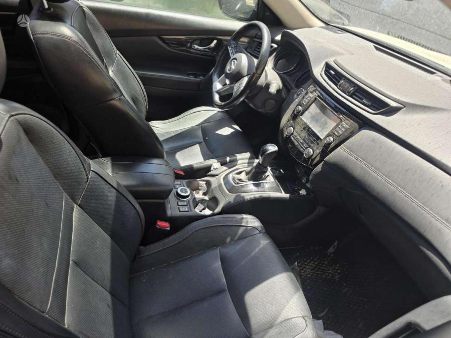 Balts Nissan X-Trail 2018 Panevēža, ar dzinēja tilpumu 2.00 L un nobraukumu 225 tūkst. km par 7999 €, foto 39 vietnē AUTOMOTO.COM.LV