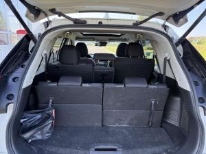White Nissan X-Trail 2018 in Taurage, with an engine capacity of 1.60 L and mileage of 142 thousand km for 8500 €, photo 7 on AUTOMOTO.COM.LV