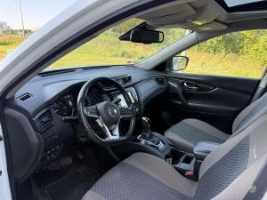 White Nissan X-Trail 2018 in Taurage, with an engine capacity of 1.60 L and mileage of 142 thousand km for 8500 €, photo 16 on AUTOMOTO.COM.LV