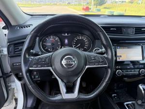 White Nissan X-Trail 2018 in Taurage, with an engine capacity of 1.60 L and mileage of 142 thousand km for 8500 €, photo 20 on AUTOMOTO.COM.LV