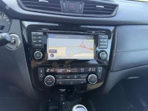 White Nissan X-Trail 2018 in Taurage, with an engine capacity of 1.60 L and mileage of 142 thousand km for 8500 €, photo 23 on AUTOMOTO.COM.LV