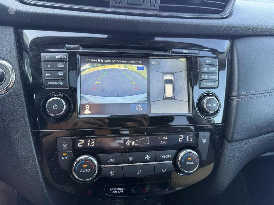 White Nissan X-Trail 2018 in Taurage, with an engine capacity of 1.60 L and mileage of 142 thousand km for 8500 €, photo 24 on AUTOMOTO.COM.LV