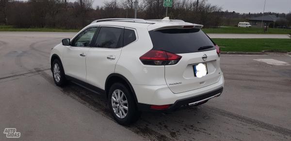 White Nissan X-Trail 2018 in Kretinga, with an engine capacity of 2.50 L and mileage of 91 thousand km for 11800 €, photo 1 on AUTOMOTO.COM.LV