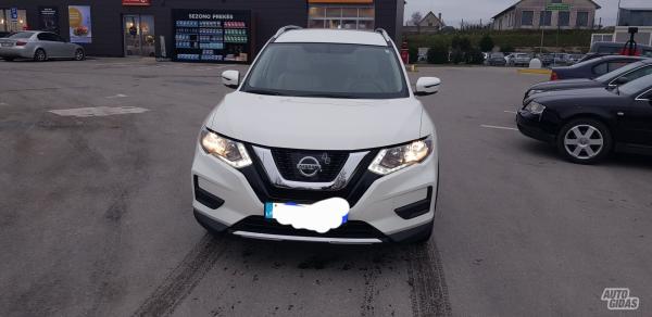 White Nissan X-Trail 2018 in Kretinga, with an engine capacity of 2.50 L and mileage of 91 thousand km for 11800 €, photo 4 on AUTOMOTO.COM.LV