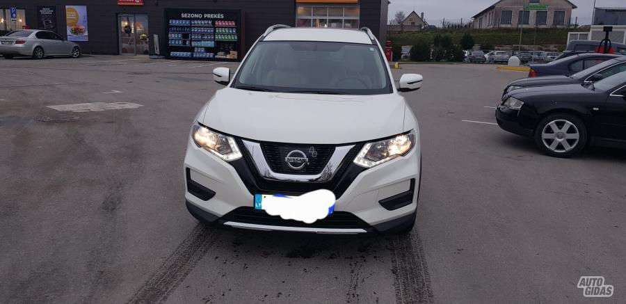 White Nissan X-Trail 2018 in Kretinga, with an engine capacity of 2.50 L and mileage of 91 thousand km for 11800 €, photo 5 on AUTOMOTO.COM.LV