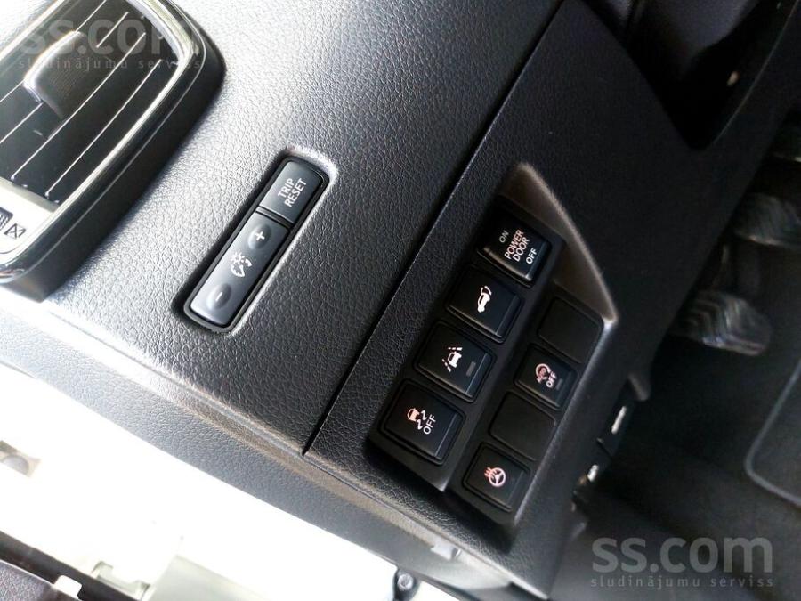 Balts Nissan X-Trail 2018 Rīga, ar dzinēja tilpumu 2.00 L un nobraukumu 171 tūkst. km par 14550 €, foto 18 vietnē AUTOMOTO.COM.LV