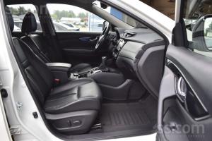 White Nissan X-Trail 2019 in Riga, with an engine capacity of 2.00 L and mileage of 146 thousand km for 15900 €, photo 13 on AUTOMOTO.COM.LV