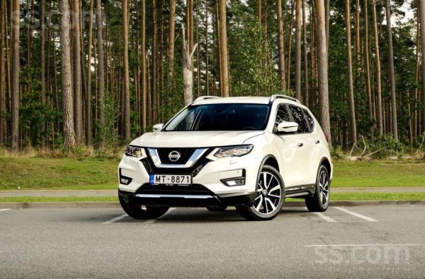 White Nissan X-Trail 2020 in Riga, with an engine capacity of 1.80 L and mileage of 100 thousand km for 15890 €, photo 1 on AUTOMOTO.COM.LV