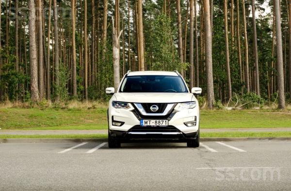 Balts Nissan X-Trail 2020 Rīga, ar dzinēja tilpumu 1.80 L un nobraukumu 100 tūkst. km par 15890 €, foto 3 vietnē AUTOMOTO.COM.LV