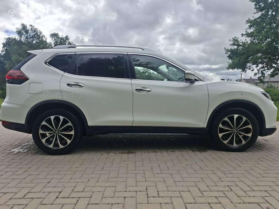 White Nissan X-Trail 2020 in Radviliskis, with an engine capacity of 2.49 L and mileage of 171 thousand km for 12000 €, photo 6 on AUTOMOTO.COM.LV