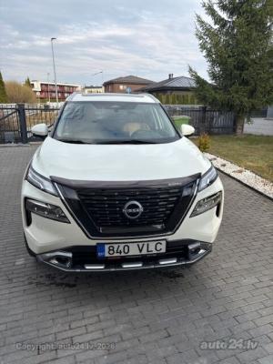 Balts Nissan X-Trail 2022 Tallina, ar dzinēja tilpumu 1.50 L un nobraukumu 60 tūkst. km par 32500 €, foto  vietnē AUTOMOTO.COM.LV