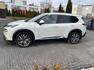 Balts Nissan X-Trail 2022 Tallina, ar dzinēja tilpumu 1.50 L un nobraukumu 60 tūkst. km par 32500 €, foto 3 vietnē AUTOMOTO.COM.LV