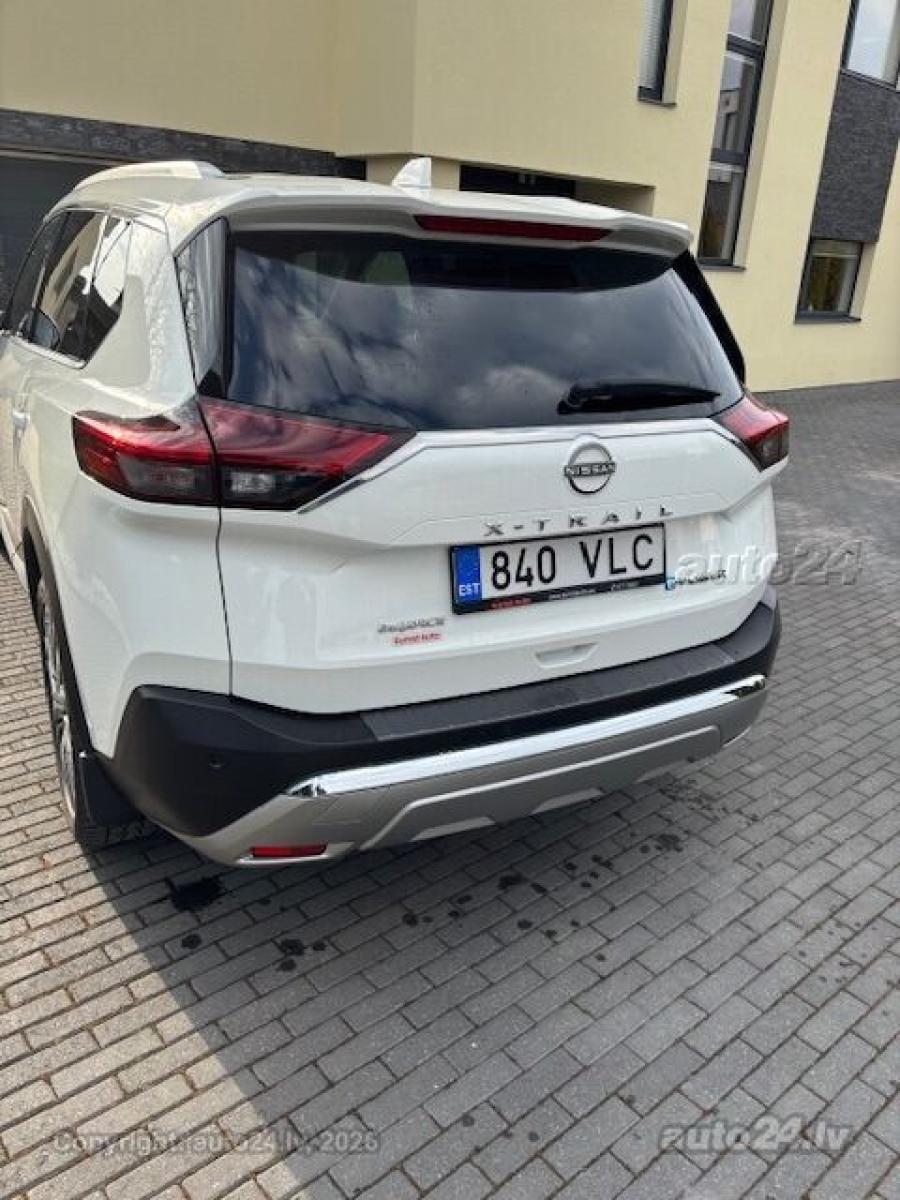 Balts Nissan X-Trail 2022 Tallina, ar dzinēja tilpumu 1.50 L un nobraukumu 60 tūkst. km par 32500 €, foto 4 vietnē AUTOMOTO.COM.LV