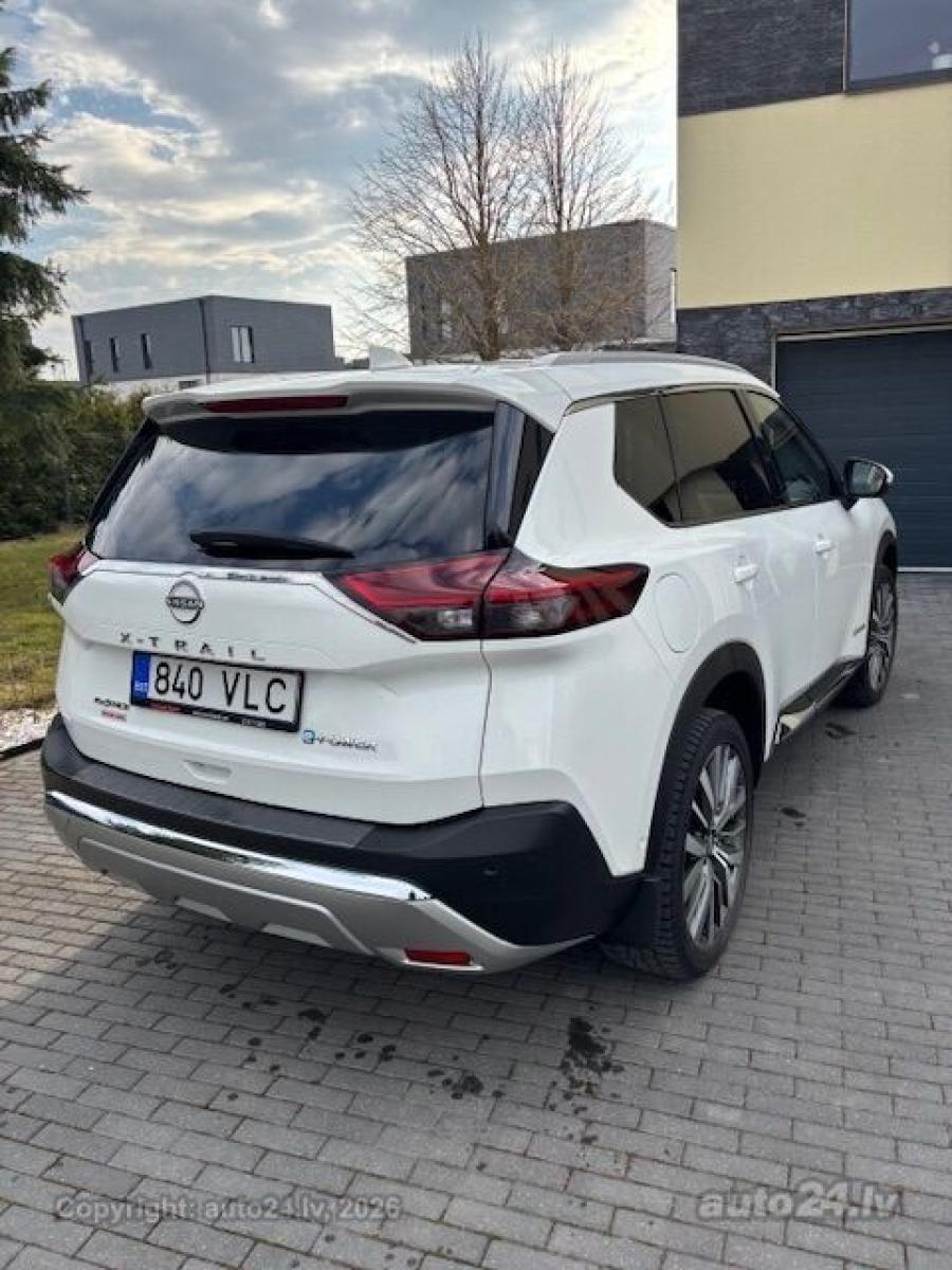 Balts Nissan X-Trail 2022 Tallina, ar dzinēja tilpumu 1.50 L un nobraukumu 60 tūkst. km par 32500 €, foto 5 vietnē AUTOMOTO.COM.LV