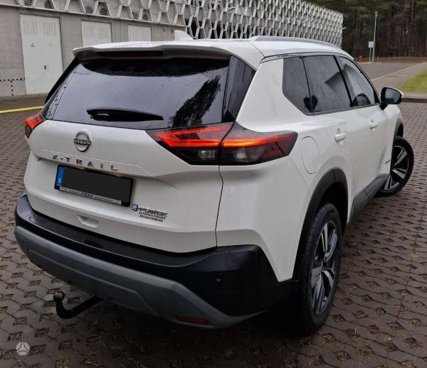 White Nissan X-Trail 2023 in Vilnius, with an engine capacity of 1.50 L and mileage of 56 thousand km for 27700 €, photo 9 on AUTOMOTO.COM.LV