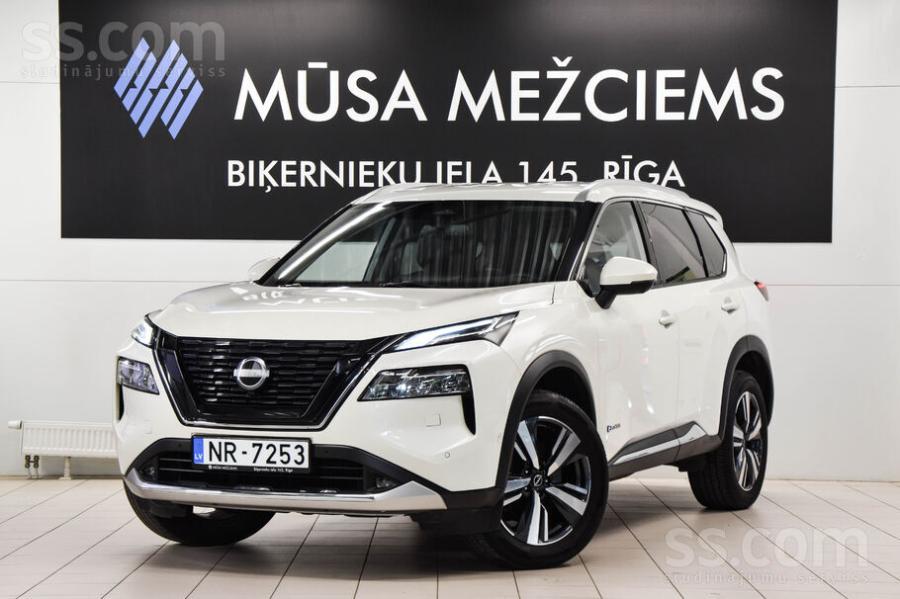 White Nissan X-Trail 2023 in Riga, with an engine capacity of 1.50 L and mileage of 41 thousand km for 32590 €, photo 1 on AUTOMOTO.COM.LV