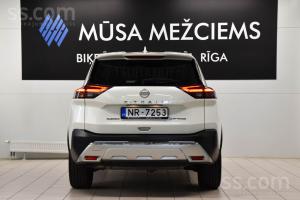 White Nissan X-Trail 2023 in Riga, with an engine capacity of 1.50 L and mileage of 41 thousand km for 32590 €, photo 8 on AUTOMOTO.COM.LV